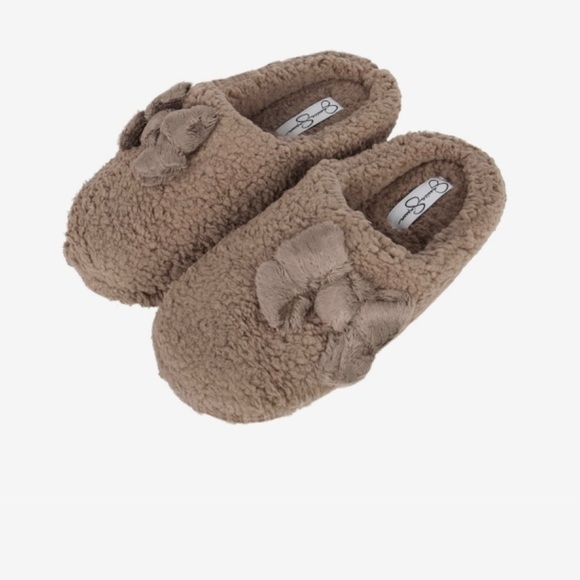 Jessica Simpson | Shoes | Jessica Simpson Fuzzy Slippers | Poshmark